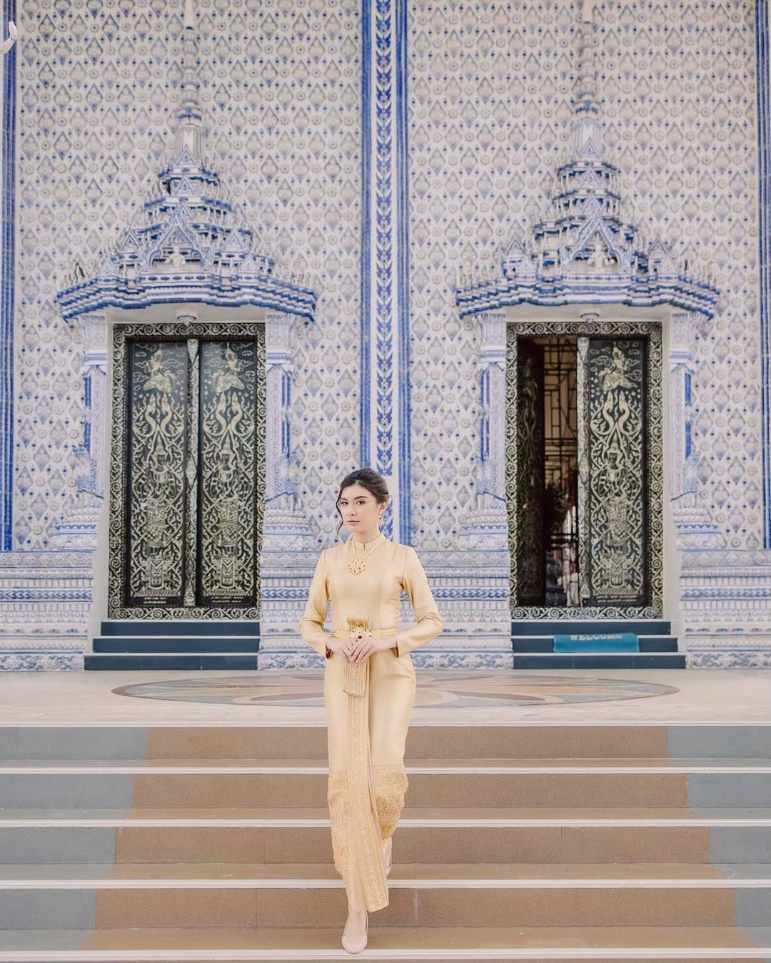 ชุดไทย – GIFT RATREE-Studio