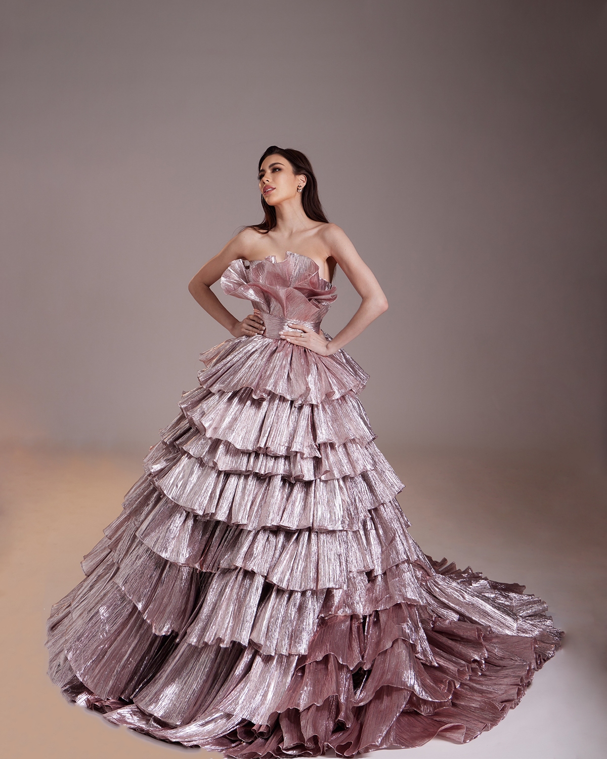 ชุดราตรี-ชุดออกงาน-ชุดปาร์ตี้ – GIFT RATREE-Studio