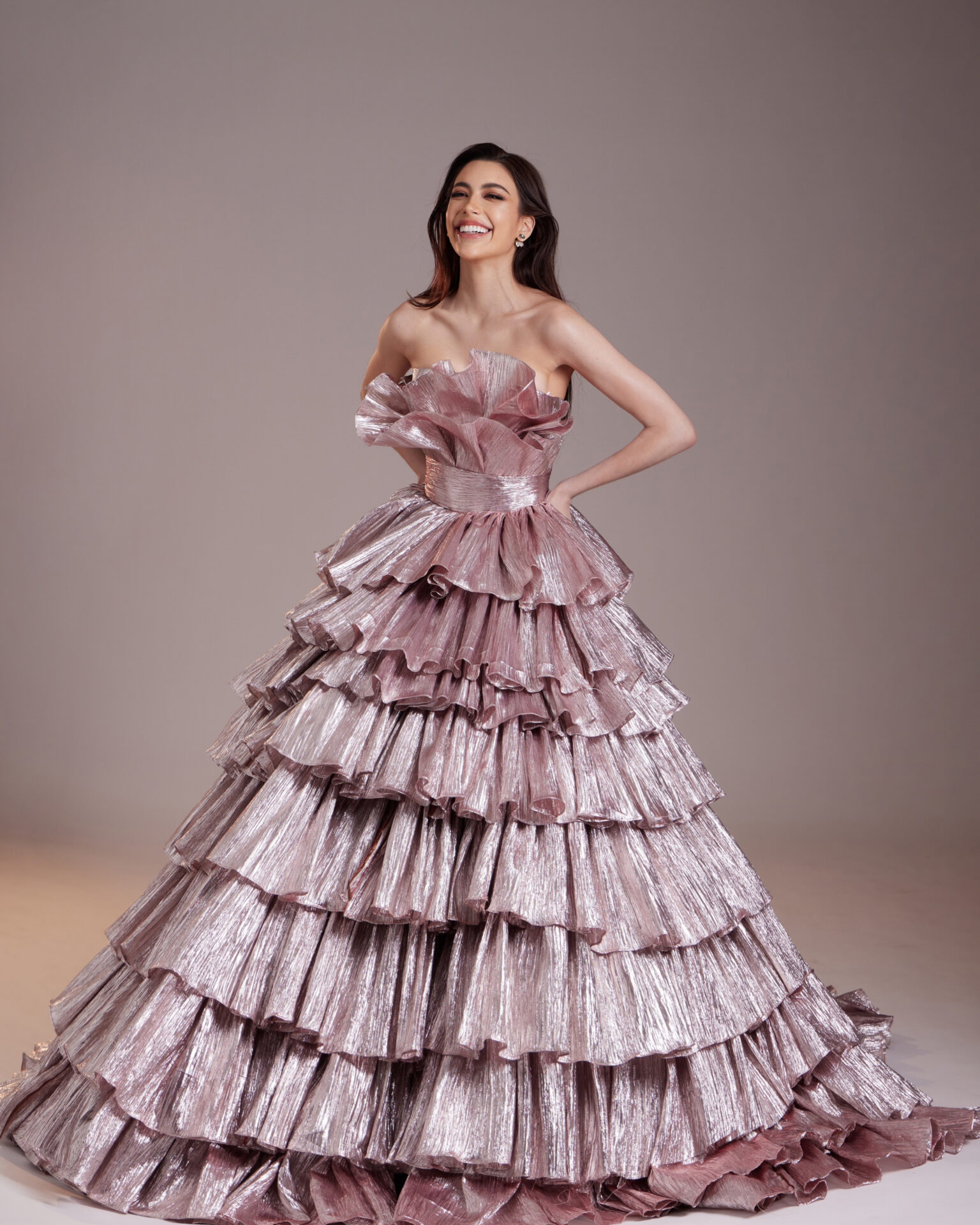 ชุดราตรี-ชุดออกงาน-ชุดปาร์ตี้ – GIFT RATREE-Studio